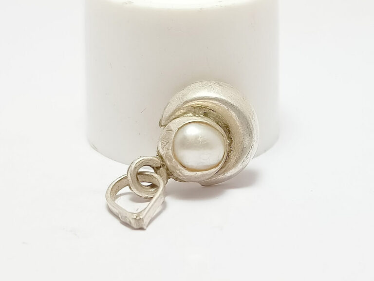 Pearl - Moti Ratna 4 Carat | Gems For Everyone